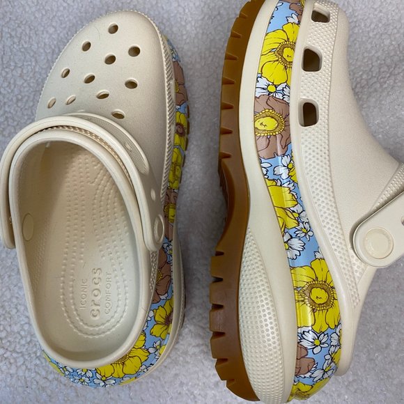 CROCS | Shoes | Crocs Mega Crush Clog Vanillamulti Retro Floral Mens 3 Womens 5 | Poshmark